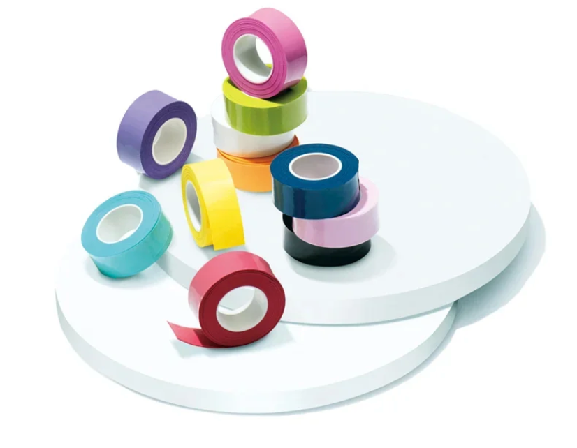 A Step-by-Step Guide to Using Yonex Graps to grip your badminton racke